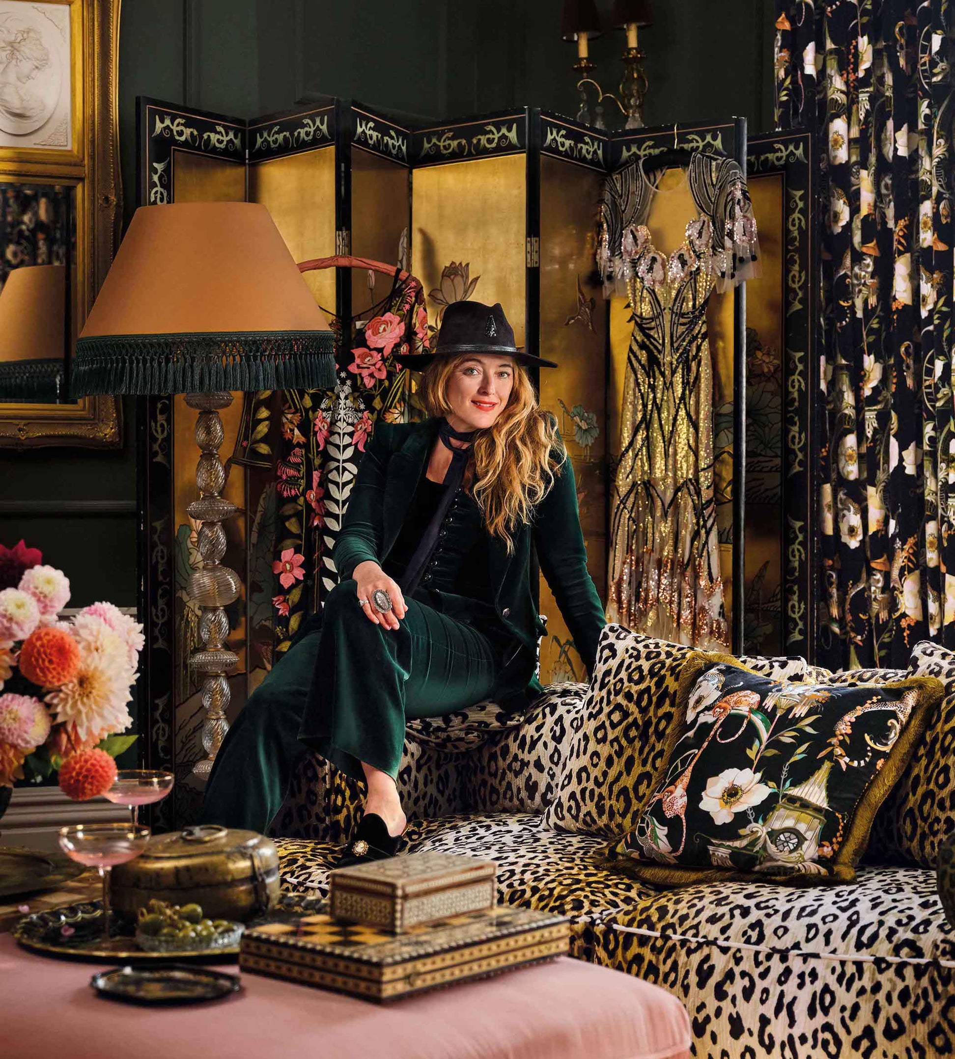 Chapter 1 – Step into Alice’s Home | World of Temperley – Temperley ...